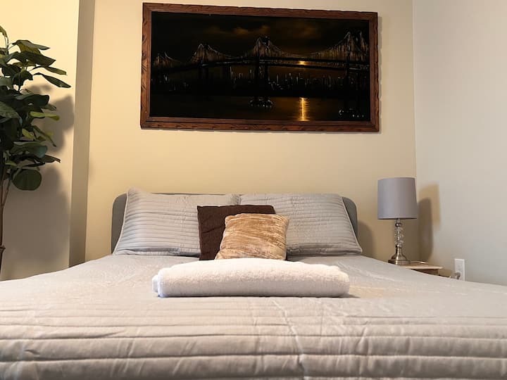 Comfortable Convenient Room In Reservoir Hill - Baltimore, MD