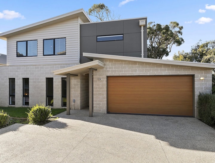Summer Breeze - Free Wifi & Netflix Inlet Side Central Location - Inverloch