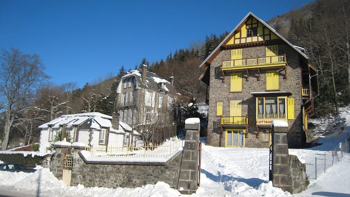 Le Mont Dore Residence  Le Cottage - Murol