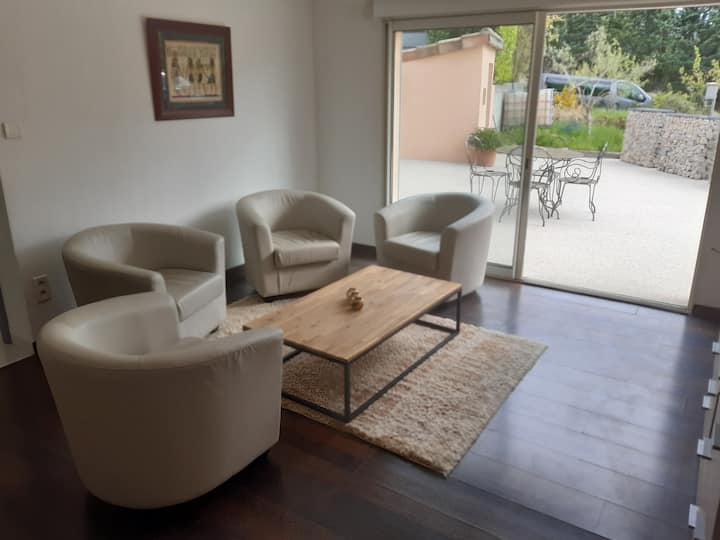 Vesseaux Ardèche, F2 Chaleureux De 46 M² - Aubenas