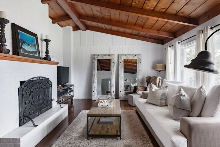 Resort-style Beach House On Pacific Coast Highway 101 - Carlsbad, CA