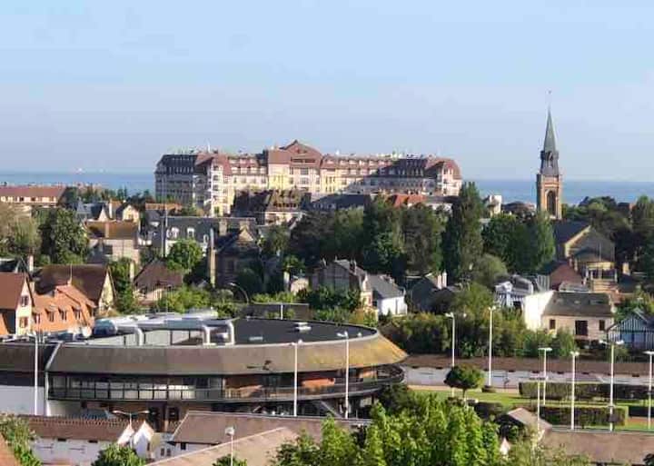 T3 Balcon Vue Mer- Résidence Sécurisée Piscine - Deauville