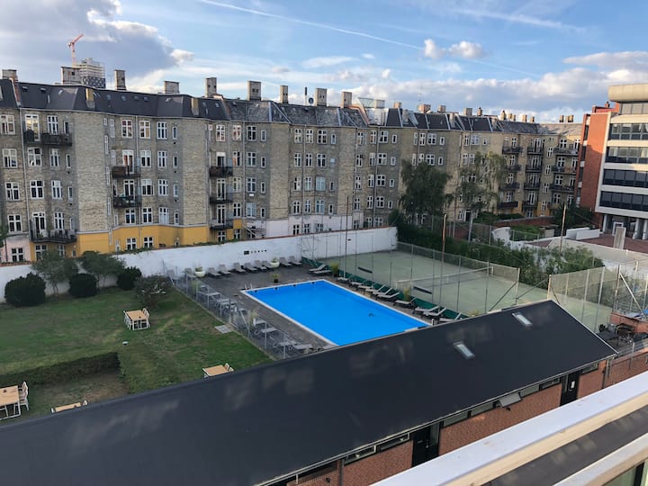 Lovely Apartment With Tennis, Pool & Parking - Kopenhagen
