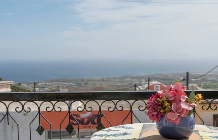 Center Of Island Views, Entire House, Casa Anna - Santorini