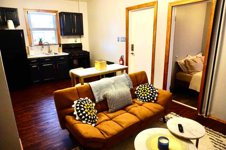 Cozy 1 Bedroom Apartment In East Utica - Utica, NY