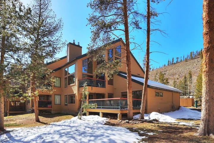 Quicksilver Lodge+free Shuttle - Keystone, CO