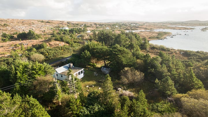 Mccoles Cottage On Wild Atlantic Way - Ireland