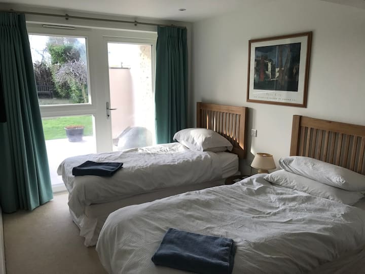 Easter Cottage - West Sussex