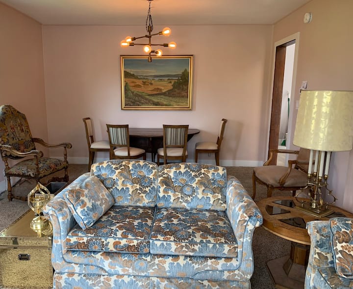 Cozy Getaway Spacious 1br/1ba Near Wineries Beach! - Stevensville, MI