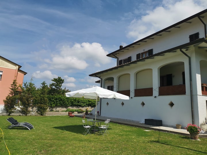 Villaflora, La Soluzione Per Gruppi Numerosi! - Carrara
