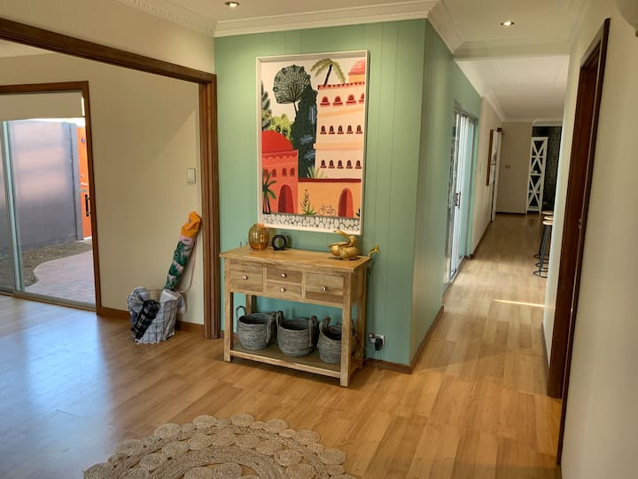 Sw Getaway – Walk To Bunbury Beach, Safe & Central - Bunbury