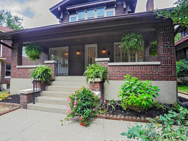 The Cherokee Charmer-entire House Prime Location - Louisville, KY