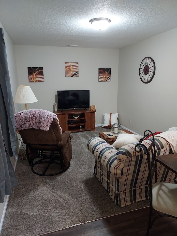 Blue Heron
1 Person Unit - Lima, OH