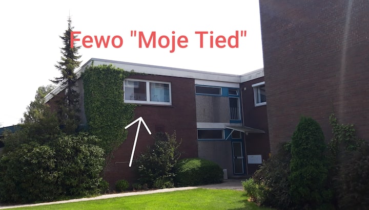 "Moje Tied" In Emden / Ostfriesland - Hinte