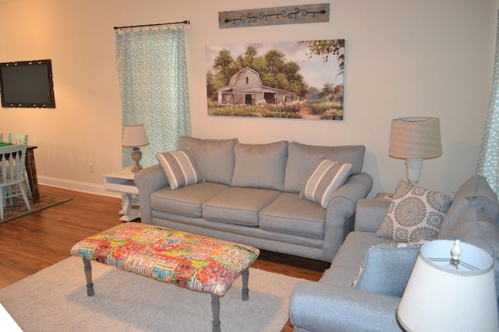 Oxford Getaway - Oxford, MS