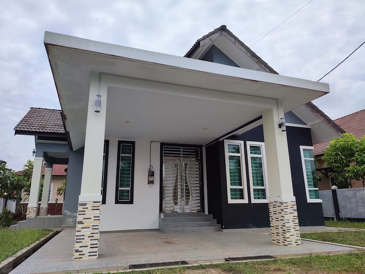 Villa Dr Din - Rantau Panjang