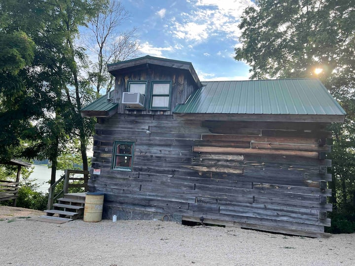 Rustic River 6 - Savanna, IL