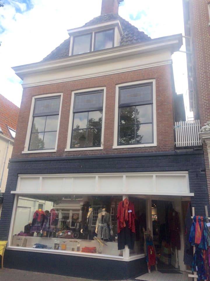Historical House In City Centre - Harlingen