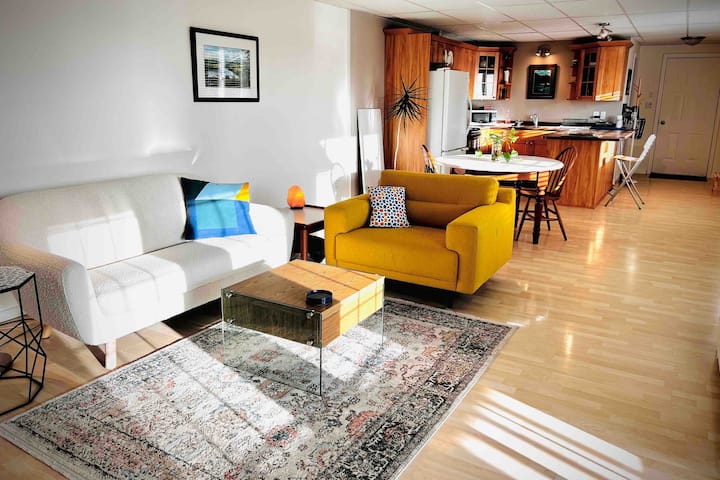 Cobble Hill Valley View Garden Suite - Cowichan Bay