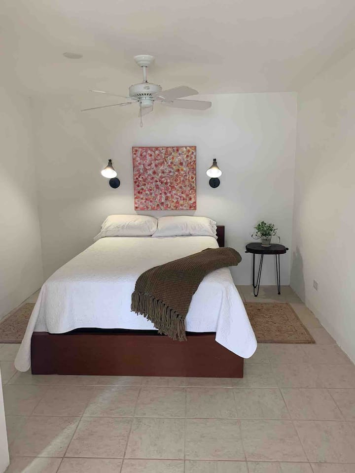 Pepper Tree Two Bedroom. - Bermuda