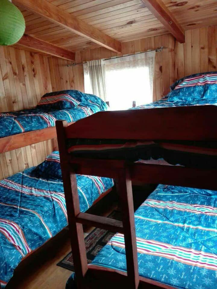 Habitación Privada 2 Literas (2 A 4 Huéspedes) - Pucon