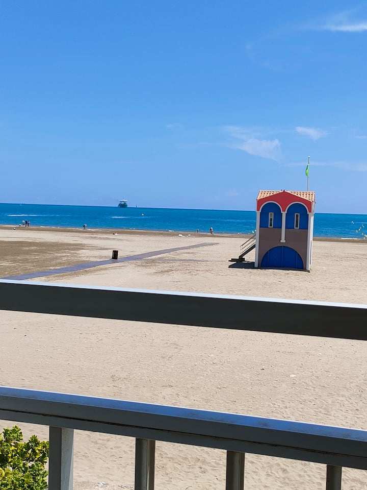 Vue Imprenable Sur La Mer - Port-la-Nouvelle