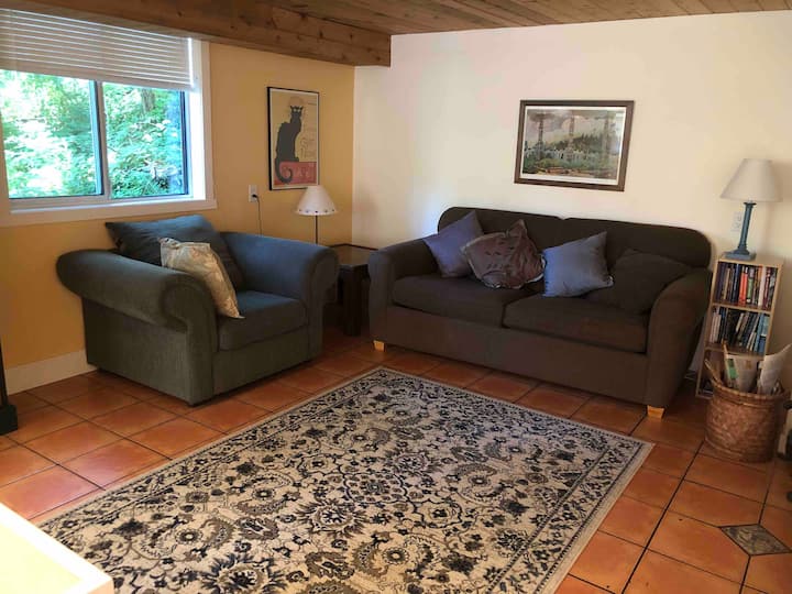 Parkside Cottage On Salt Spring Island - Galiano Island