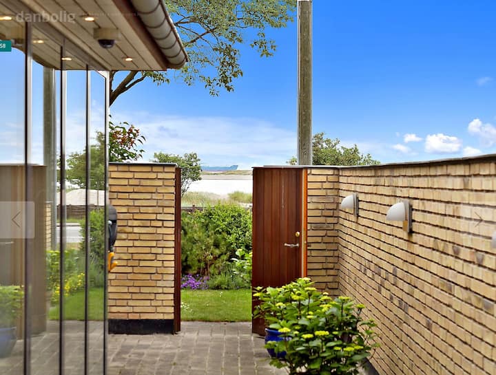 Beautiful Beach House 10 Minutes From City Center - Copenhagen