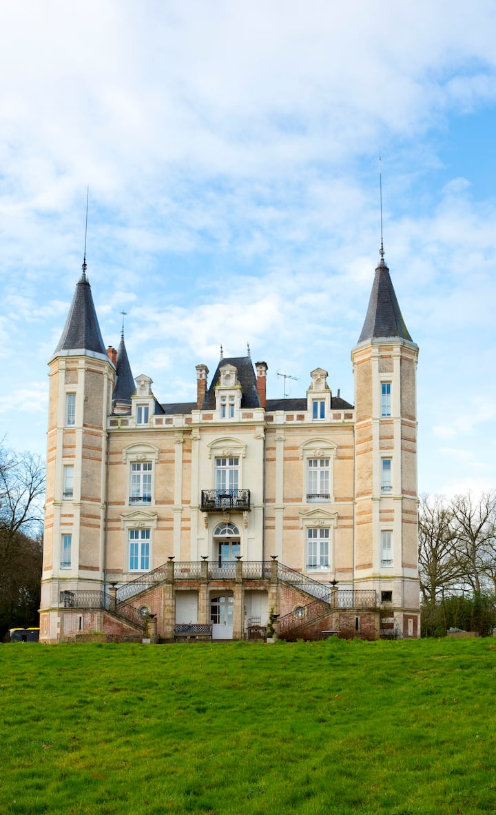 Chateau Romantique Pres Du Puy Du Fou - Beaupréau