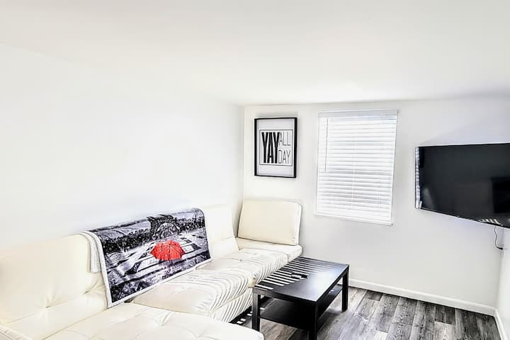 Wilton Cottage - Short Walk To Wilton Drive Wifi - Wilton Manors, FL