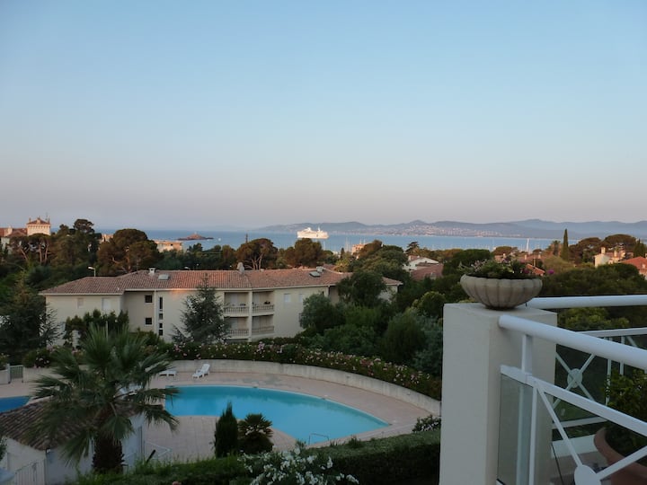 Straphael Santa Lucia T3,vue Mer, 10mn Mer,piscine - Saint-Raphaël