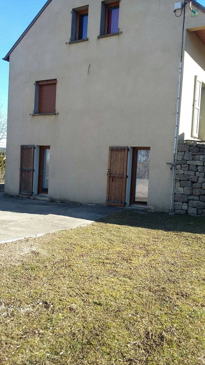 Petite Halte En Lozère A Belvezet - Bagnols-les-Bains