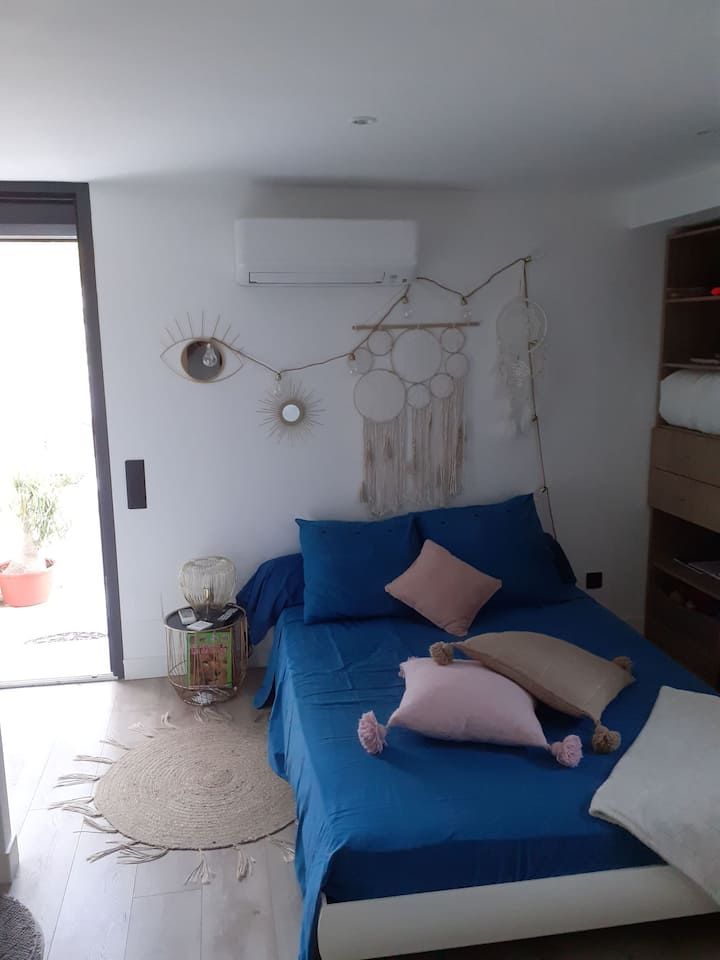 Chambre Cosy Avec Salle De Bain Privé - Cassis