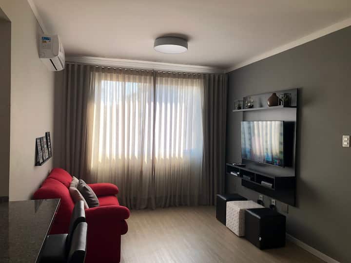 Apartamento Perto Beiramar, Reformado, Tudo Novo! - Florianópolis