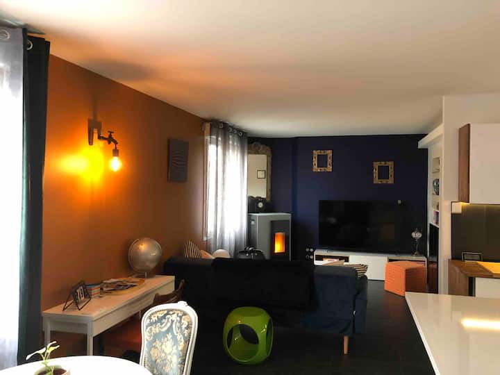 Arènes ! Appartement De Style Avec Poêle, Terrasse - Bayonne