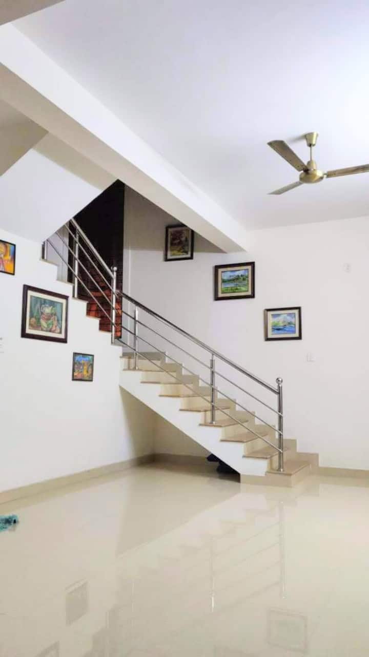 Enjoy Mangalore - Beautiful Duplex House - Mangaluru