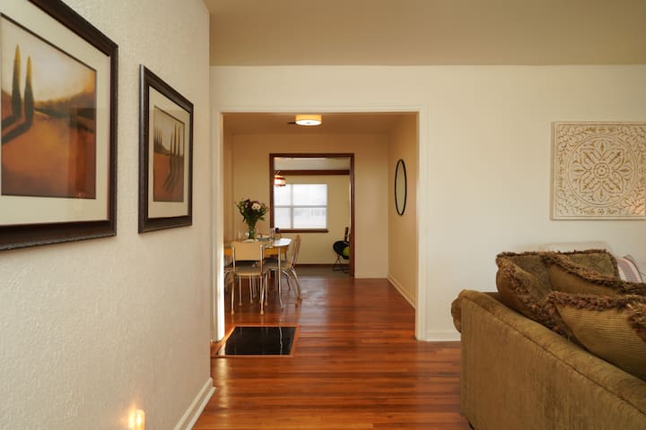 Two Large Living Areas, Well-equipped, Smart Home - Amarillo, TX