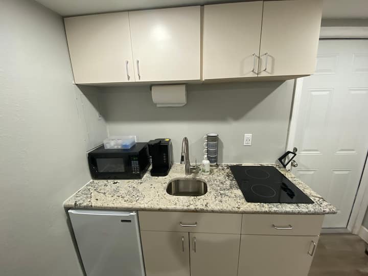 Adorable Private Cozy Studio - Altamonte Springs, FL