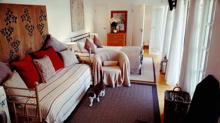 Hidden Gem In The Heart Of Kingsbridge - Kingsbridge