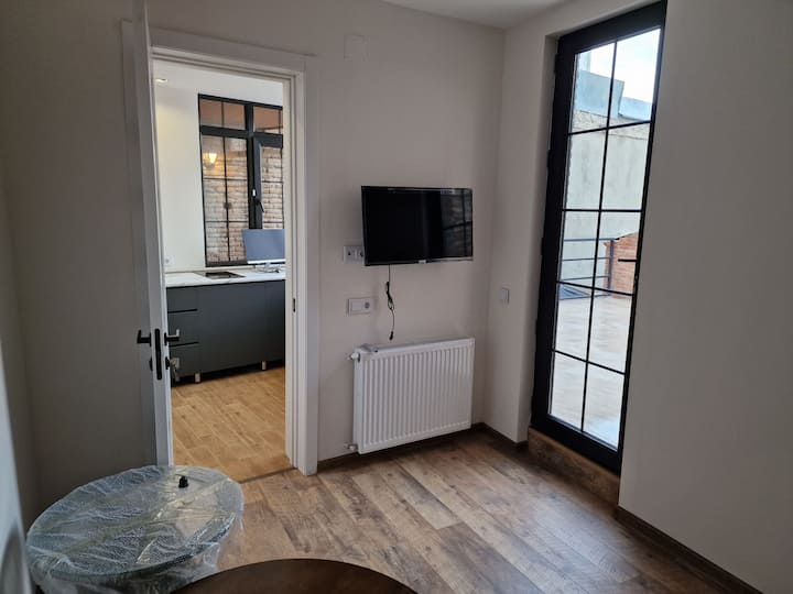 Encantadora Casa Céntrica Con Terraza Privada Bbq - Tbilisi