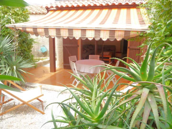 Maison Et Jardin à 10 Minutes à Pied De La Mer ! - Presqu'île de Giens