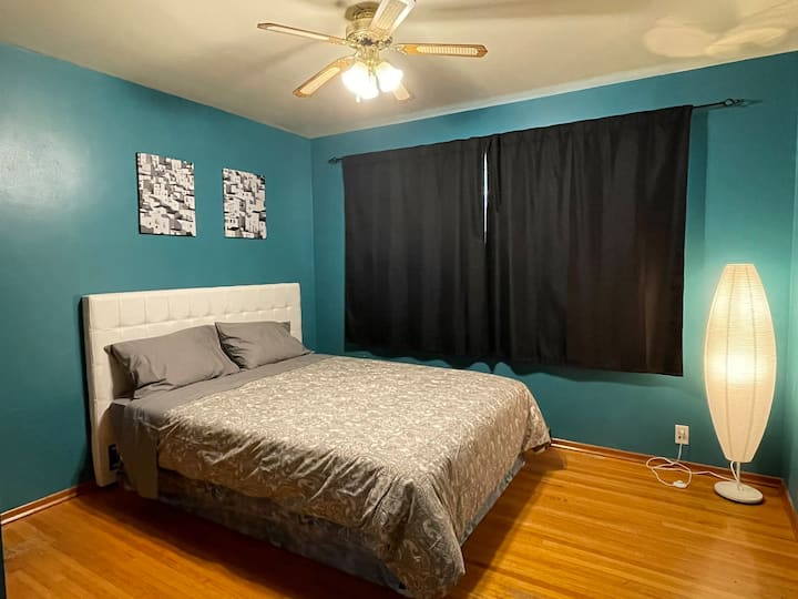 Moose Jaw Quiet Neighborhood , 3 Bed Guest Suite - Moose Jaw
