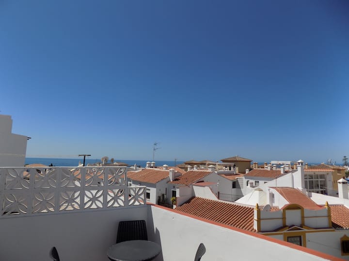 Carabeo.sun, Plage, Gastronomie Et Culture. - Nerja