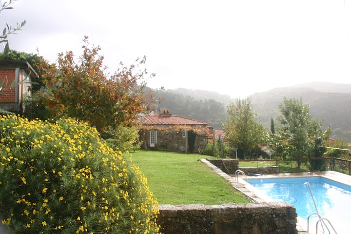 Family Friendly Farm House - Paredes de Coura