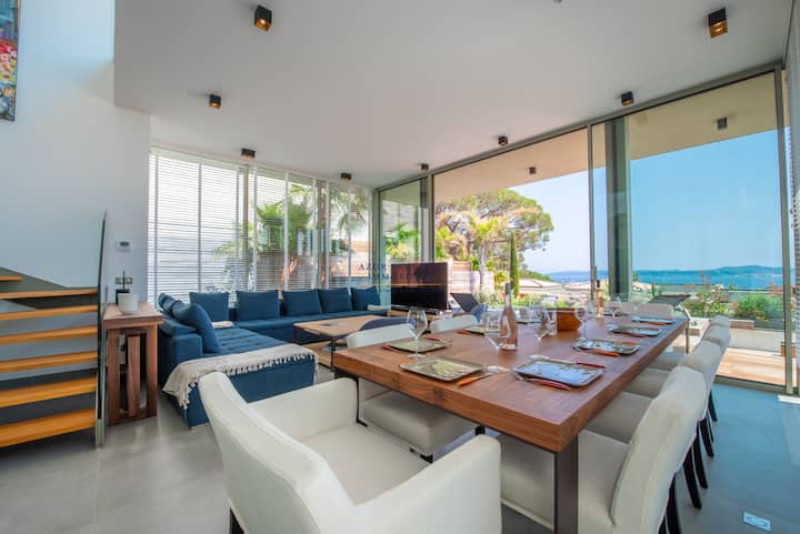 Magnifique Vue Mer Et Saint-tropez - Grimaud