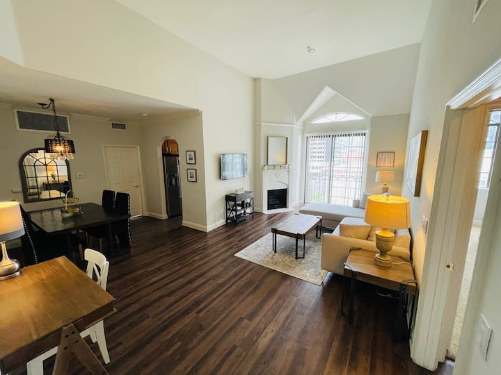Beverly Hills/west Hollywood Amazing 2bed 2bath K - Beverly Hills, CA