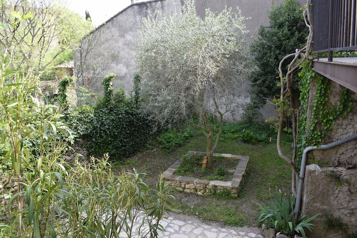 Grande Maison De Village (Jardin, Terrasses, 4 Ch) - Vallon-Pont-d'Arc