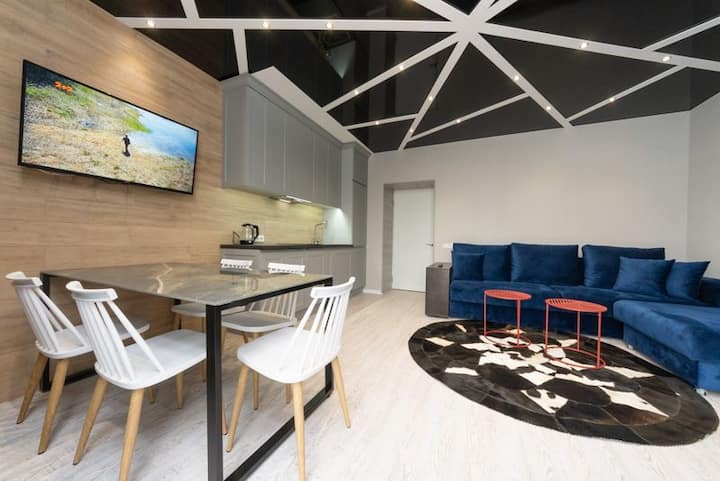 Three Bedrooms Lux,center . New(17) - Kyiv