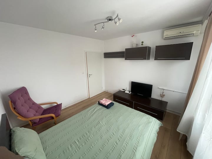 Nice Central Flat | 2 Double Br | Free Pr Parking - Boekarest