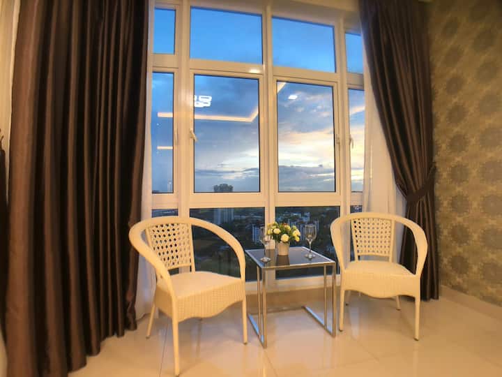 Twin Glaxy City View King Bed Near Ksl/ciq - Johor Bahru